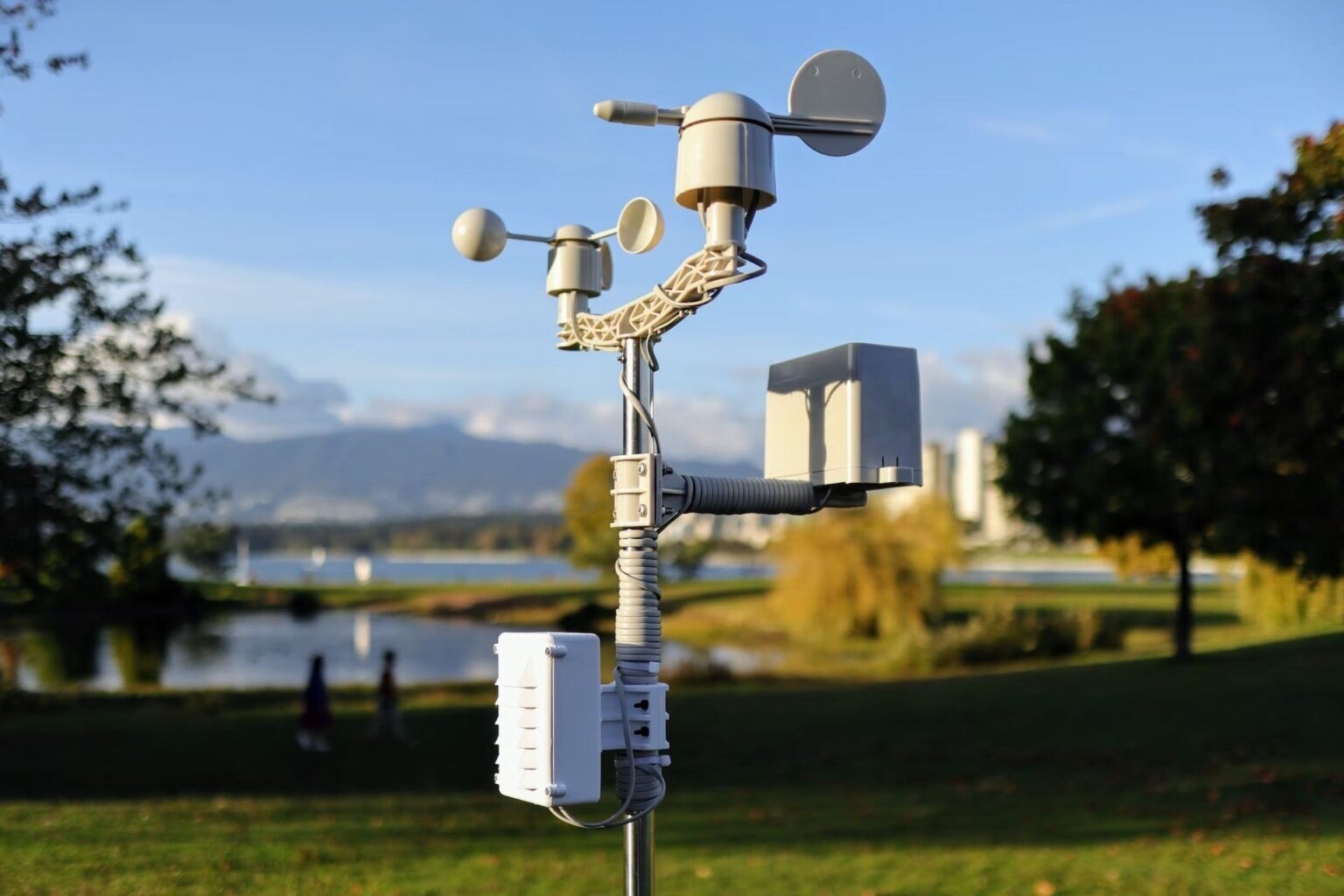 What Is IIoT And IoT: Meaning And Benefits - Dataconomy
