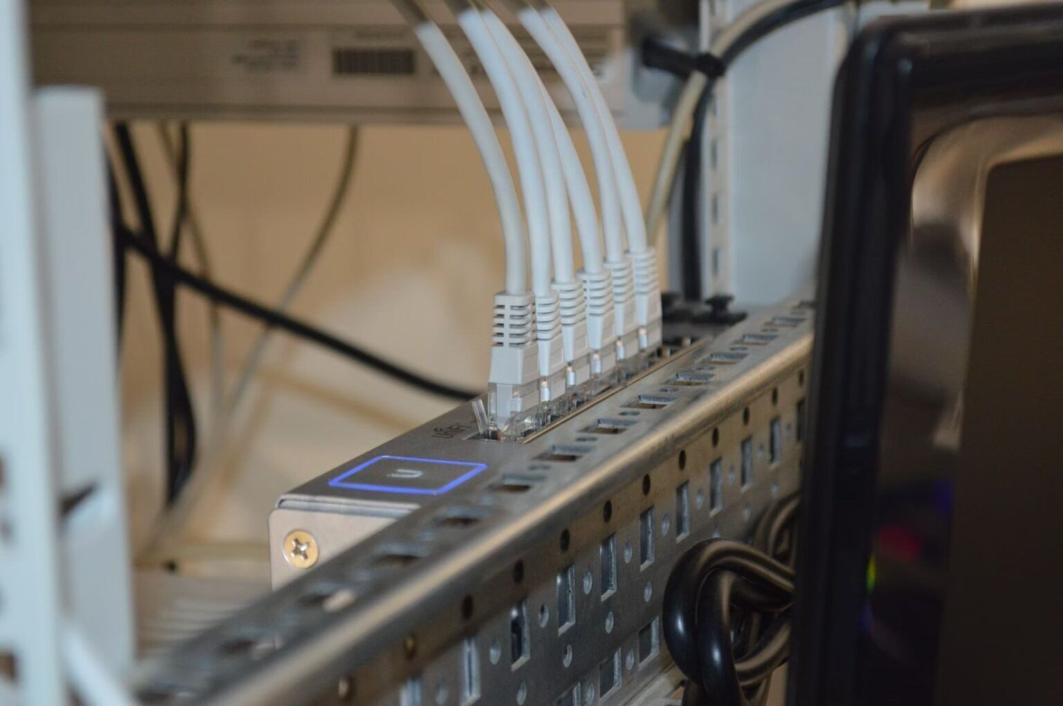 What Is IIoT And IoT: Meaning And Benefits - Dataconomy