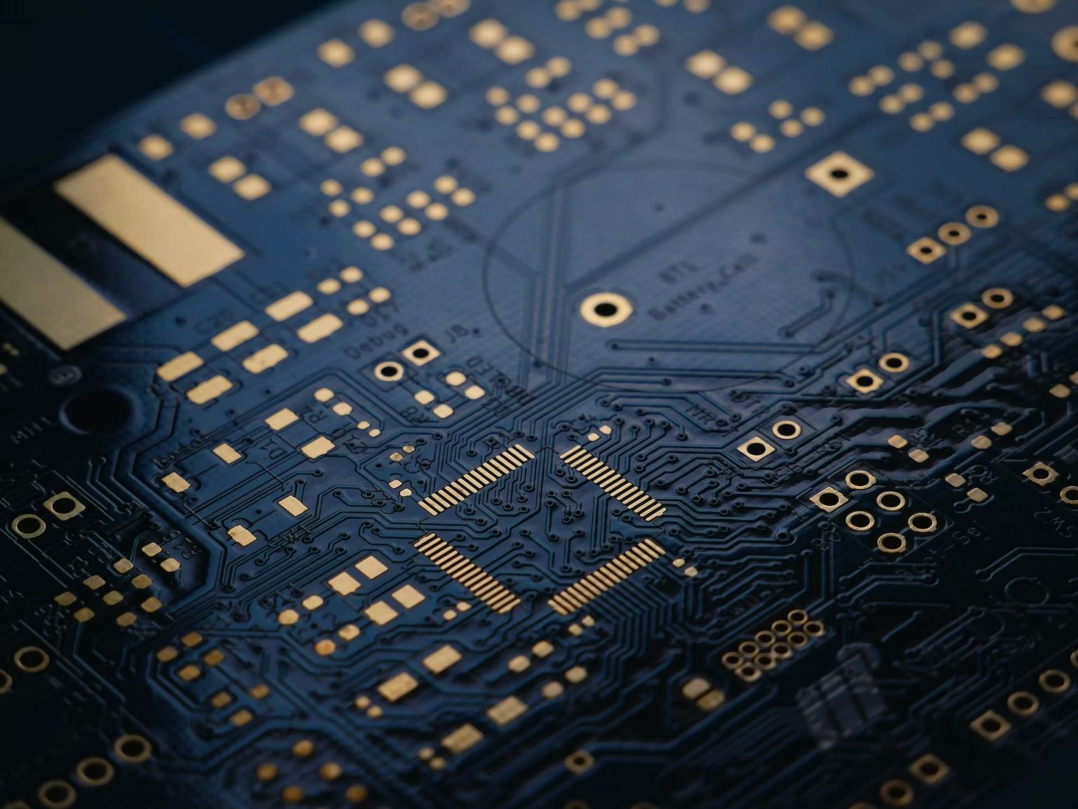 Huawei's Teardown And The China Chip Breakthrough Defying U.S ...